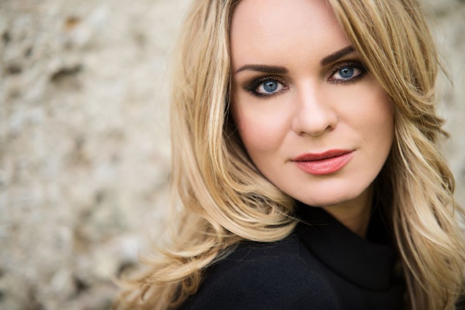 KATERINA TRETYAKOVA, soprano: `Un cantante aprende lo más importante ...