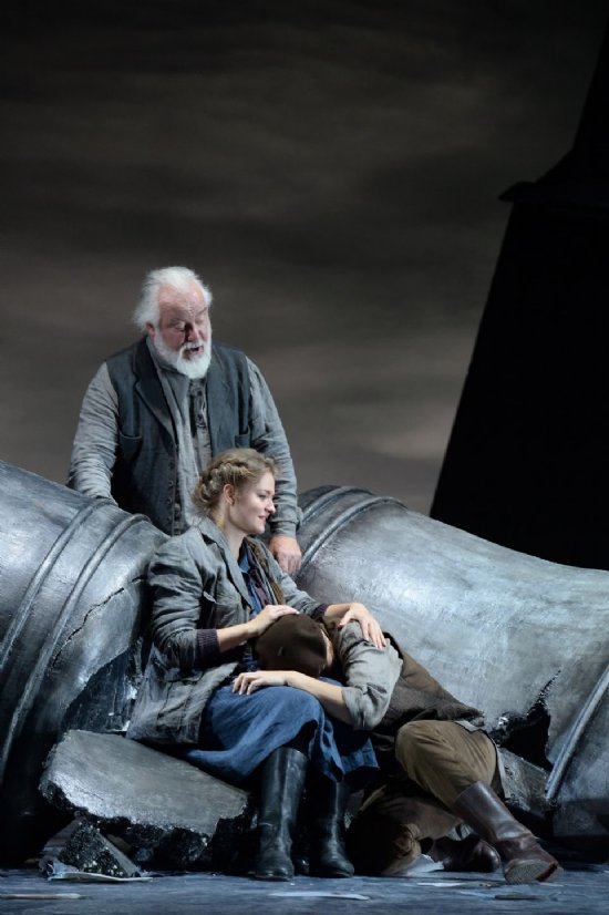 Crítica: Nueva producción de `Ivan Susanin` de Glinka en Frankfurt